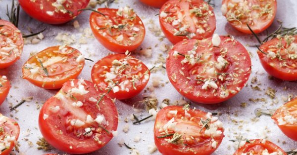 Запечени чери домати с пармезан - Az-jenata