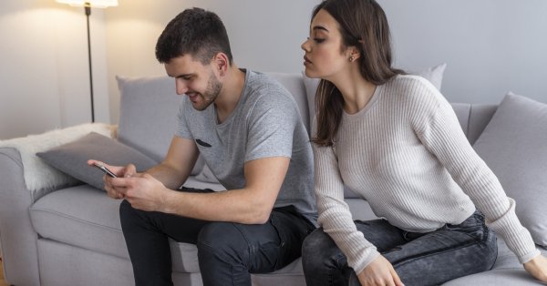 Глупави грешки, с които привличате емоционално недостъпни мъже - Az-jenata