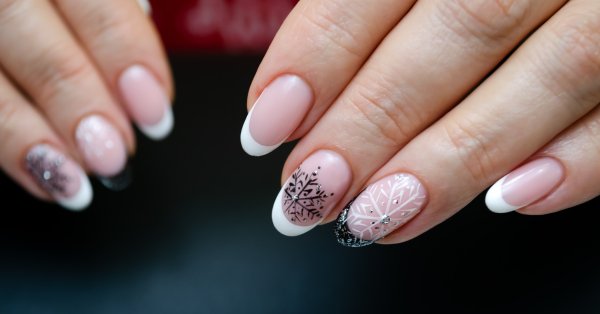 Маникюри със снежинки (+Снимки) - Az-jenata