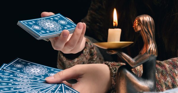 Таро карта за 22 септември, понеделник - Az-jenata